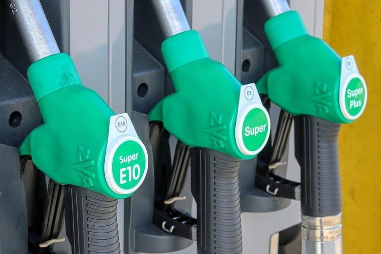 What is the difference between unleaded and super unleaded in the UK ...